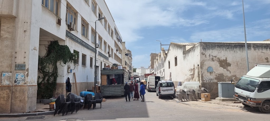 Reportage. Au centre-ville de Casablanca, Derb Omar, un marché asphyxié ...